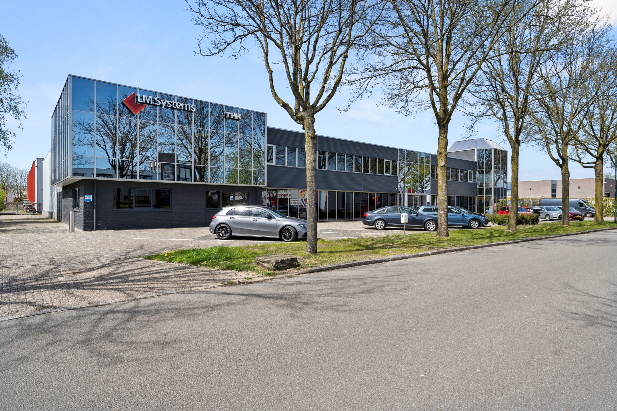 Bedrijfspand te huur: Gildetrom 25 3905TB Veenendaal - Vastgoed Nederland