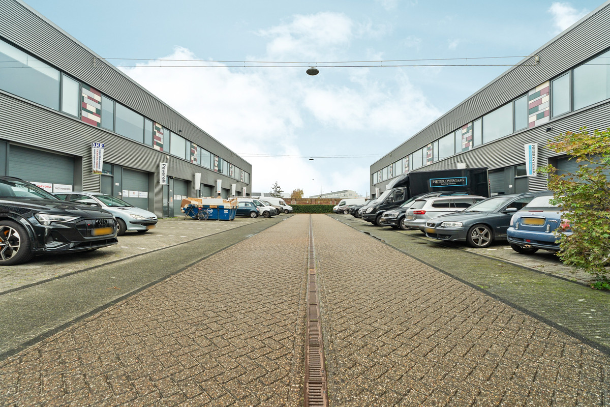 Bedrijfspand te huur: Henricuskade 113A 2497NB 's-Gravenhage - Vastgoed Nederland